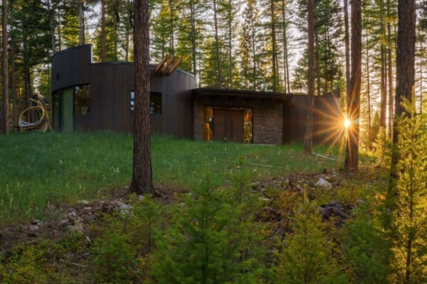 Round Haus - Paws Up Montana